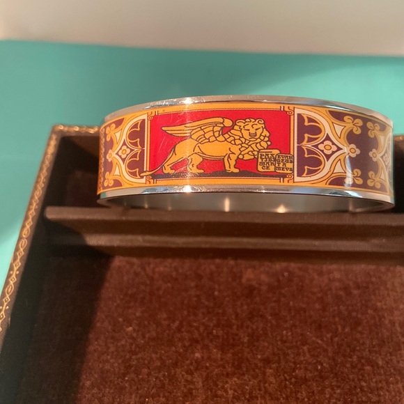 Faux HERMÈS | Jewelry | Replica Herms Bangle Bracelet Honoring The ...